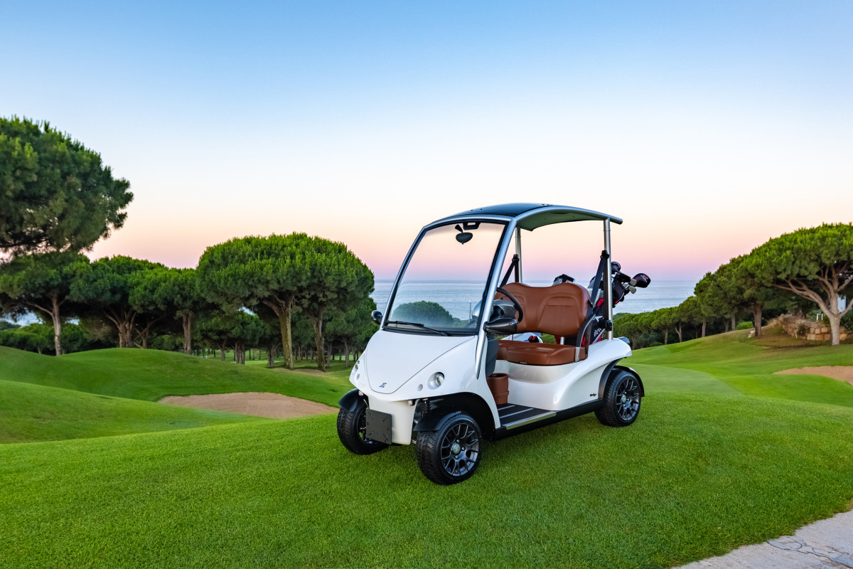 Street Legal - Garia Luxury Golf Car