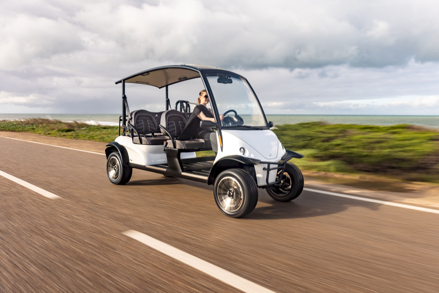 Garia Via 4+2 - Garia Luxury Golf Car